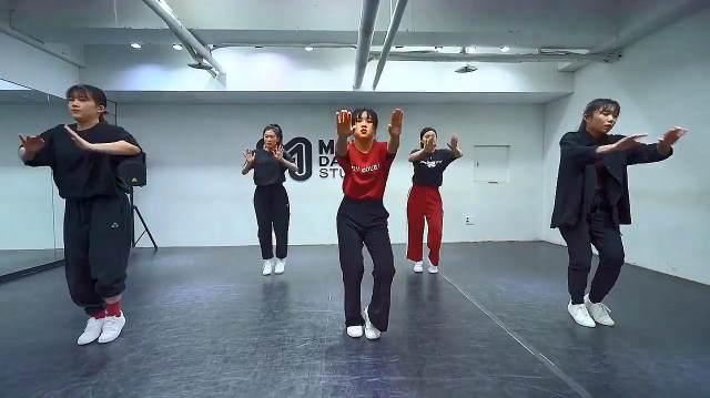 动感现代舞《Trip》简单易学流行舞蹈视频,学起来!