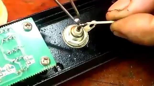 原来供电分路器是这样维修的,涨知识了,不愧是中国制造