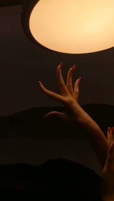 这个手指舞表演,一般人都会做,太美了