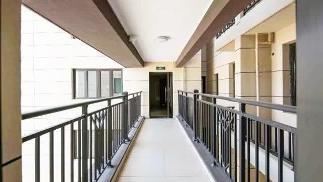 连廊房变得越来越普通,到底什么是连廊房呢?