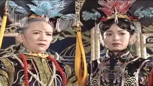 《还珠格格》老佛爷知道香妃还是清白身后大怒,赐她三样东西选其一