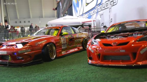 惊人的RC模型漂移车的细节和行动!遥控车