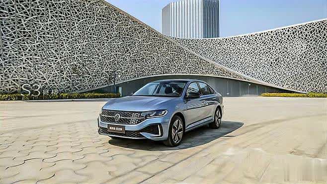 “双前脸”创新国民家轿新体验?试驾上汽大众2023款全新朗逸