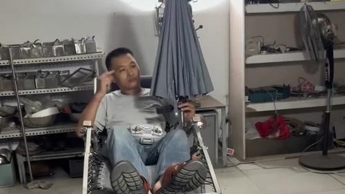 为年轻人设计的一款,电动轮椅2