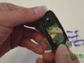 更换汽车遥控钥匙电池