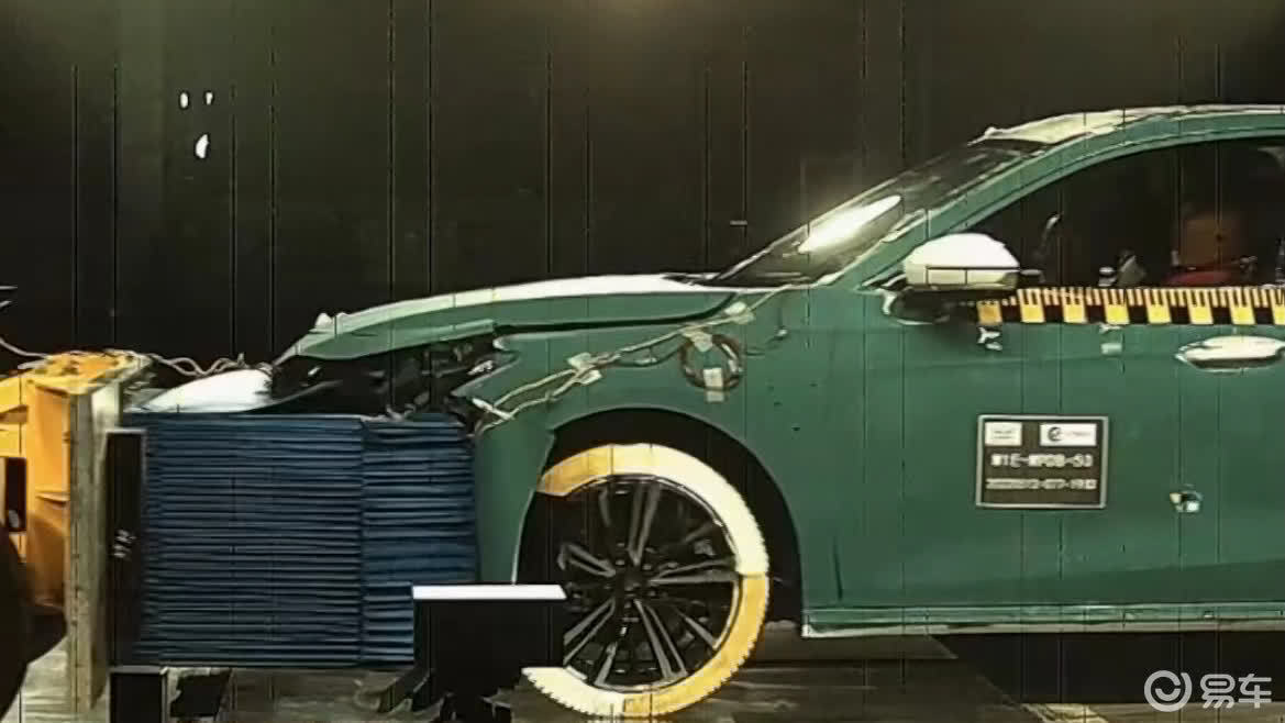 全系标配十气囊、艾瑞泽8碰撞测试出来了!安全性怎么样?