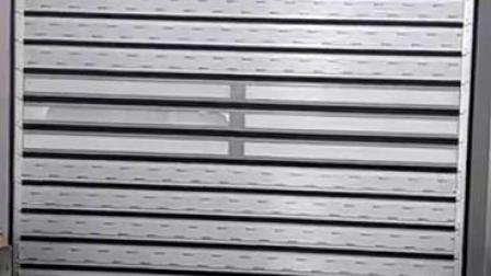 湖北理想硬质快速门样品演示