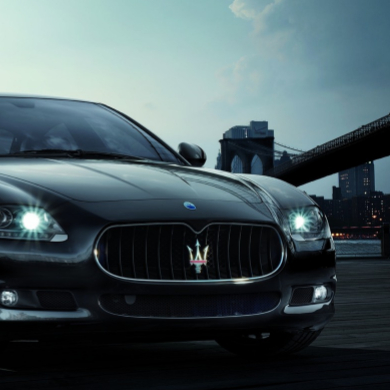 奔驰的车盖真牛 