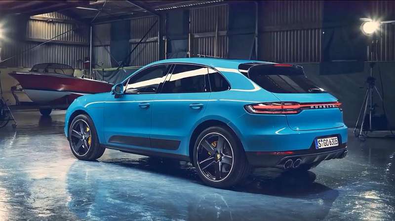 保时捷亲民了,全新豪车起步价不到30万,开上街比宝马奔驰气派