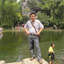 讲究の尉迟苇然 