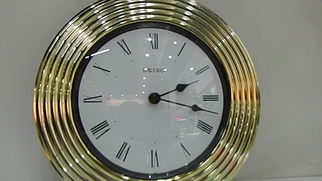 维修一款日本Seiko精工挂钟