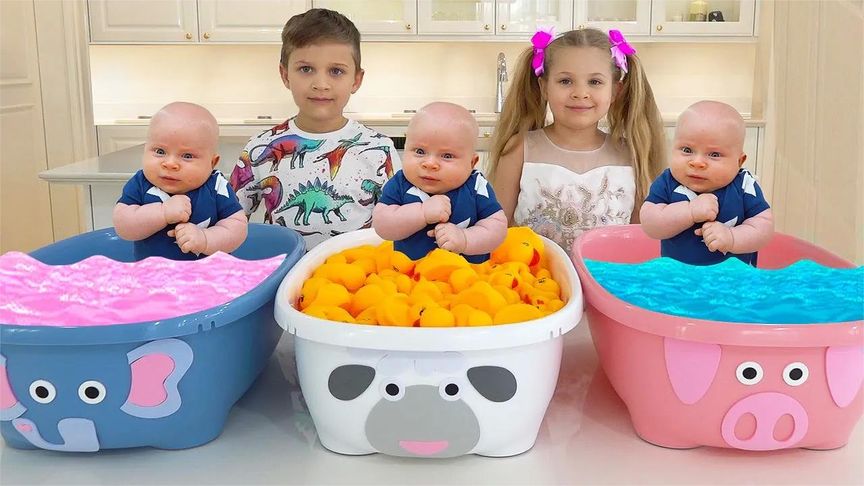 戴安娜和罗曼用小黄鸭、蹦蹦床、叠叠乐,教弟弟认识颜色太好玩了