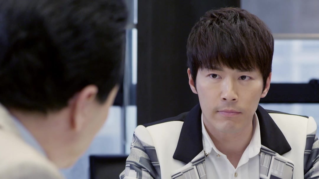 白狐十分肯定红樱的设计理念 需要重新认识了