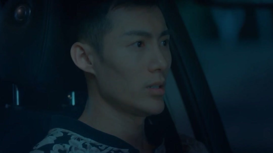 美女主动要求帅哥杀了自己,原因竟是无法控制自己
