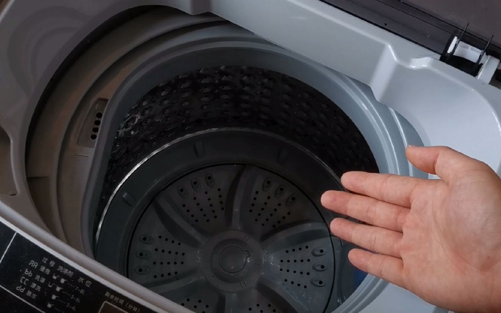 洗衣机都脏成马桶了!教你正确清洁方法,每个地方都洁净如新杀菌
