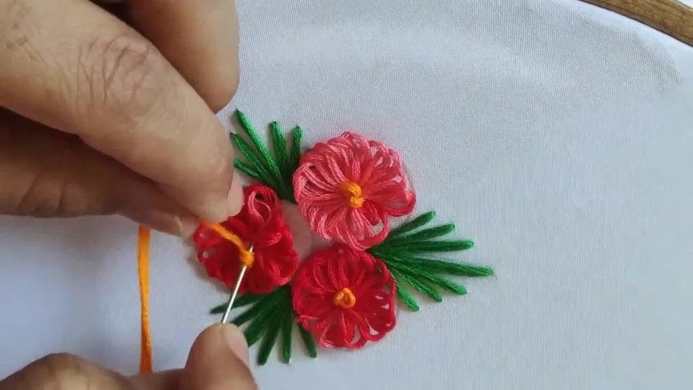 手工刺绣:教你最简单的发夹手绣花朵设计绝招,刺绣3朵小花教程