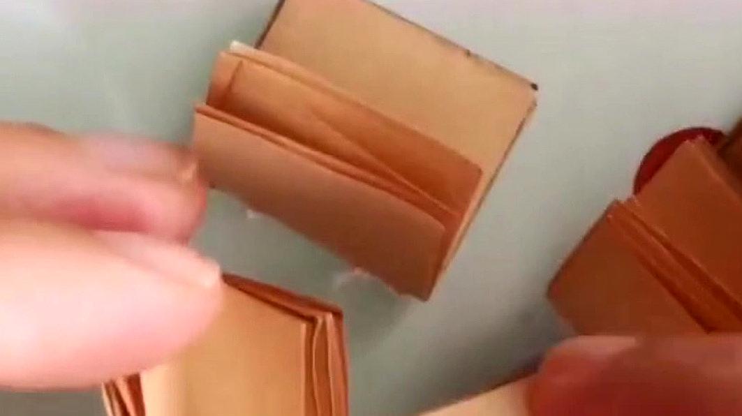 手工达人教你怎么制作迷你书籍,过程简单易懂,喜欢手工的你试试