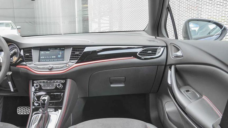 终于和双离合说再见 配1.3T+CVT的全新威朗 能像英朗一样成爆款吗