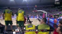 2014FIBA男篮世界杯八分之一决赛 新西兰球员中枢脚抬起上篮走步