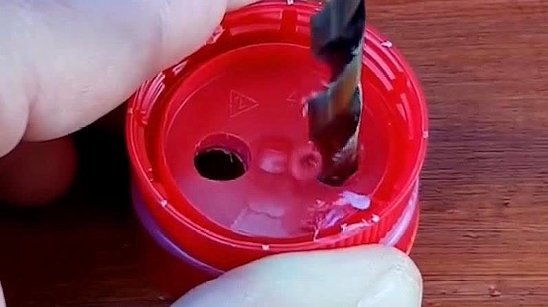 喷泉是什么原理你了解吗?小伙教你一招自制喷泉,简单易学!