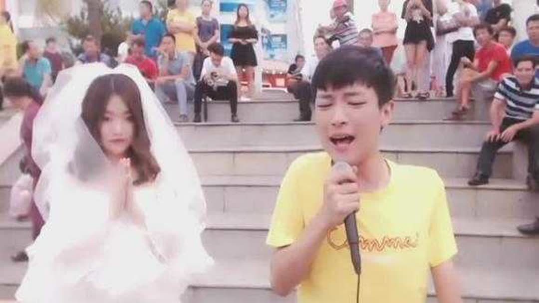 田一龙的一曲歌《用心爱你你也不懂》歌词句句入心,好听!
