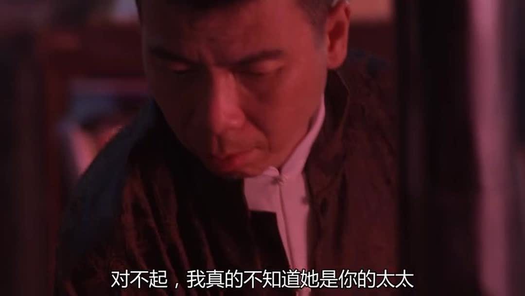 功夫:黑帮横行霸道,在警局殴打警察,但没人能制止