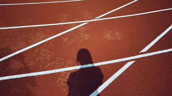 Keep说,今天最棒的不是你的表现,而是你的出现。#夜跑打卡