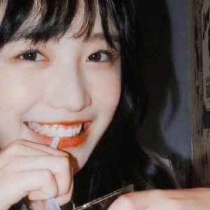 梦里看雾看她 