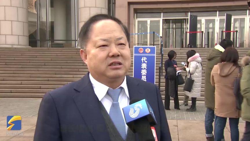 省人大代表魏荣庆:社会可持续发展,要依靠教育、依靠人才