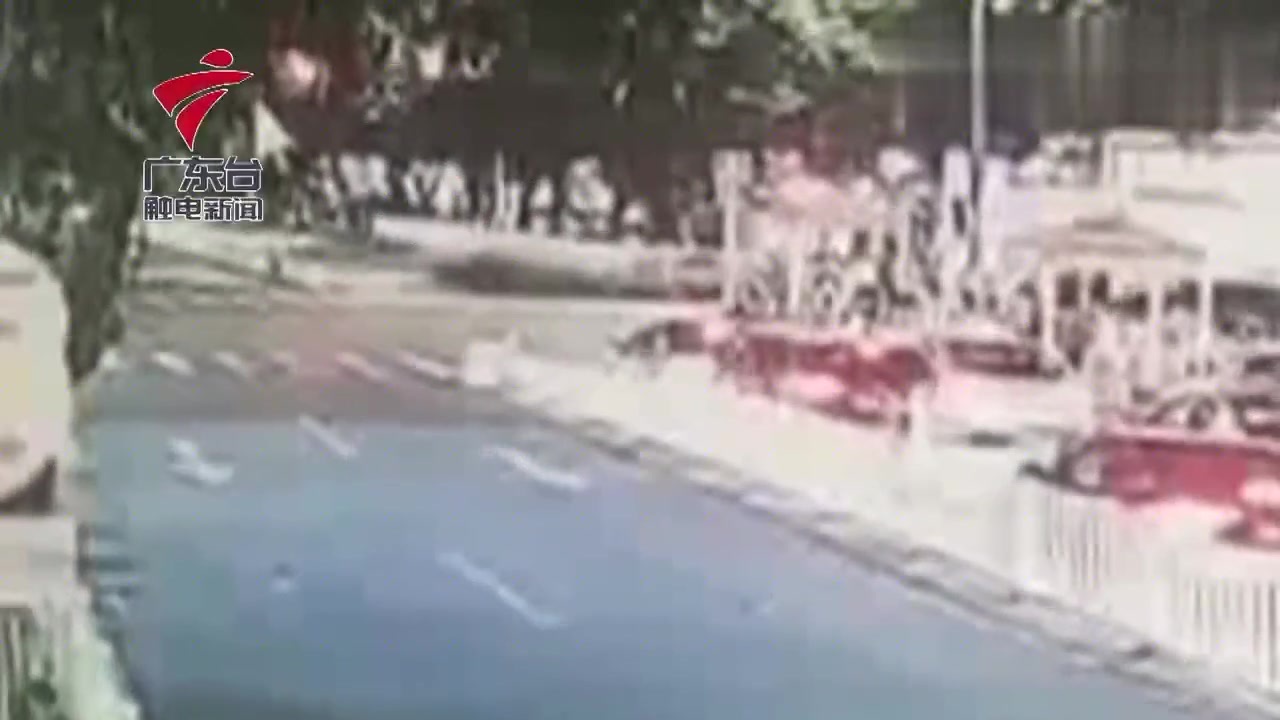 女子被醉驾司机闯红灯撞伤,却需赔偿醉驾者5.4万?法院:是的