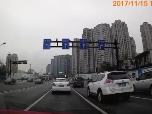 70迈行车记录仪画面效果2