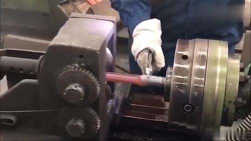 麻花钻头还能这样拧出来,长见识了