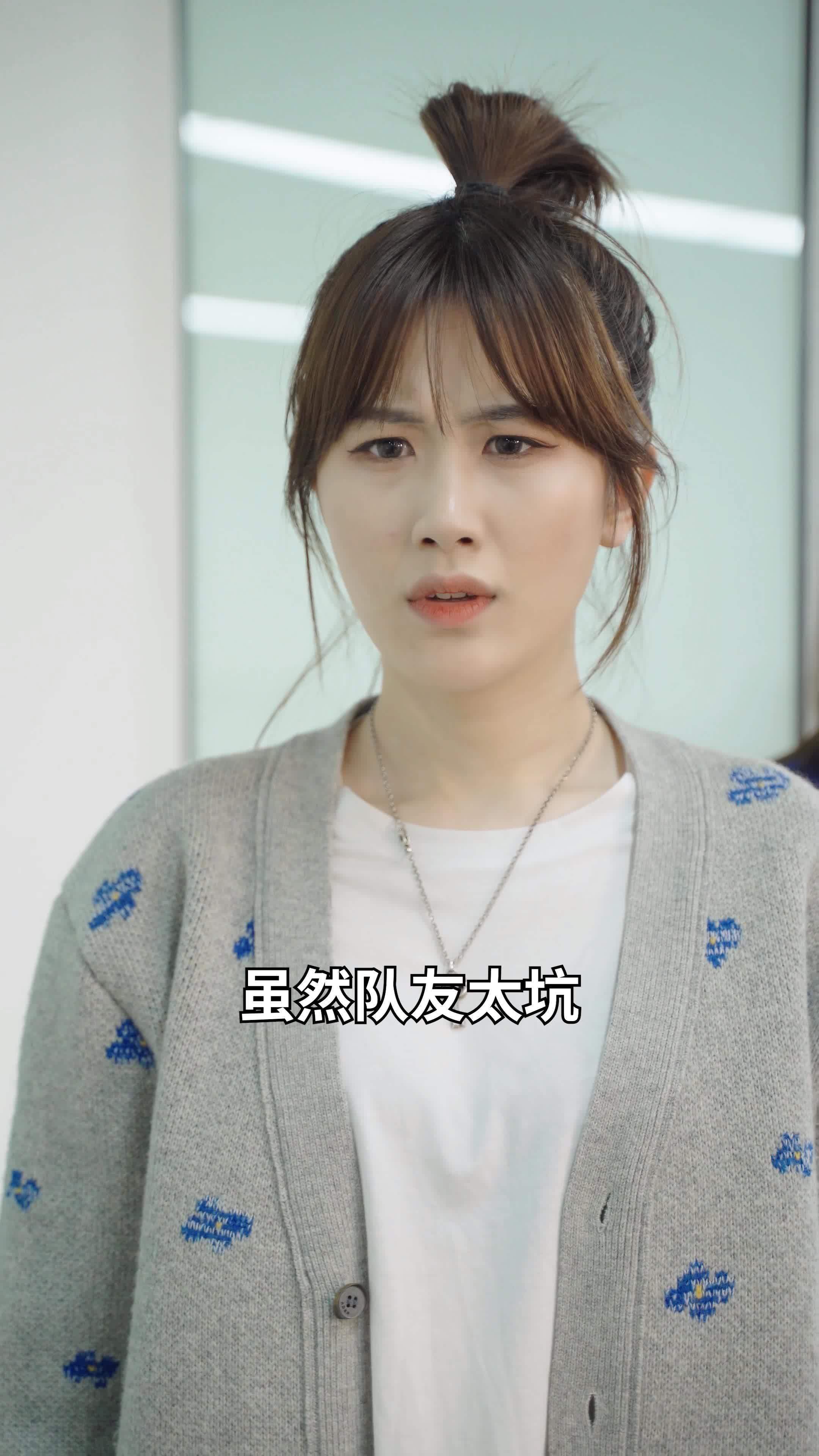 舍友把我辛辛苦苦写的演讲稿据为己有,还出尽了洋相?!是我的...