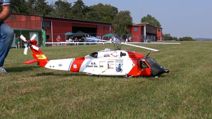 纯电动直升机航模飞行表演!