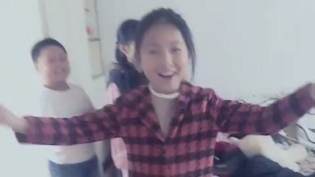 瑶瑶宝贝_wx1232的视频2017-11-12 14:32:18
