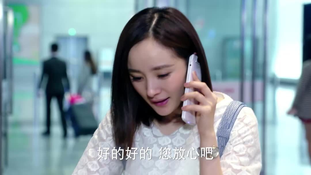 实习生跟主任出任务,不料机场出了意外,可把女主急怀了