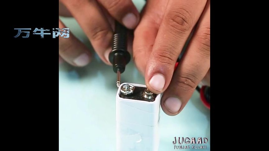 如何制作电压表