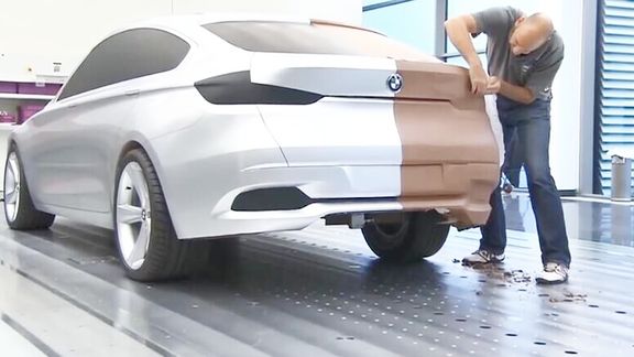 实拍宝马汽车手工制作过程,想知道师傅工资多少?