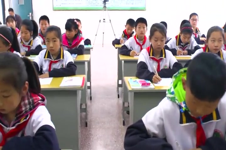 ...小学数学获奖视频《4、三角形的分类》-刘老师优质课公开课教学视频