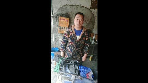 电动自行车座桶锁什么原因锁不住?