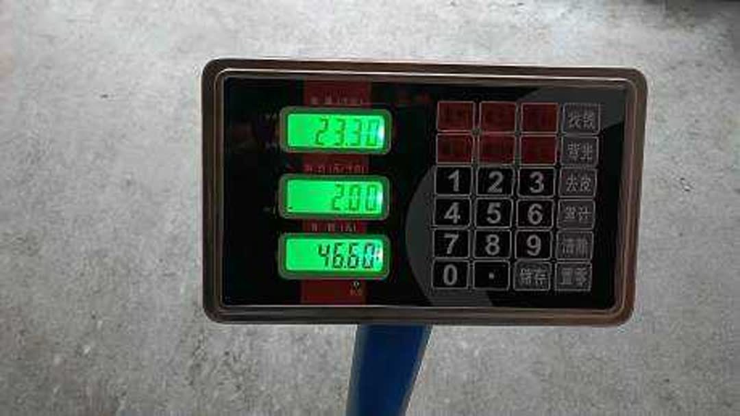 给粉丝的800W三轮做一组72v60ah锂电池,30A测试一点也不会发热