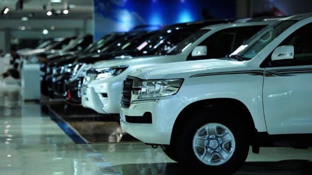 汽车增值税将会下调到14%,新车会大降价,没买车的再等等