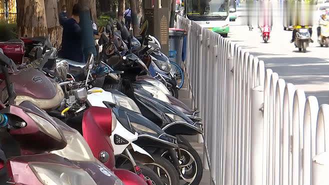 人民日报怒批电动车管理,央视:别让禁行、限行,寒了百姓的心!