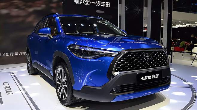 2023款丰田卡罗拉锐放正式登场!新车售价12万!百公里油耗仅6L