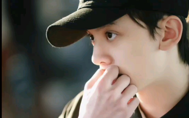 【左航微博reaction】笑起来很好看的小朋友