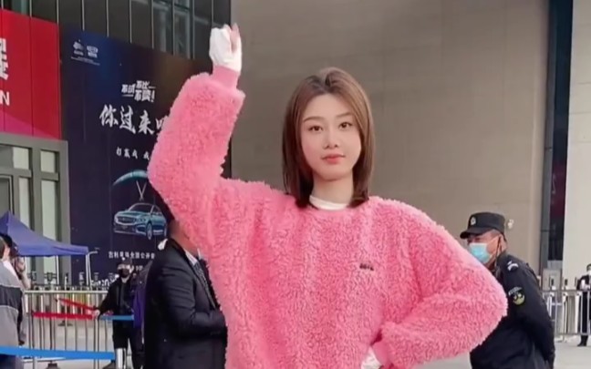 张芮尔 美女车模 日常搞笑 天天都会开心