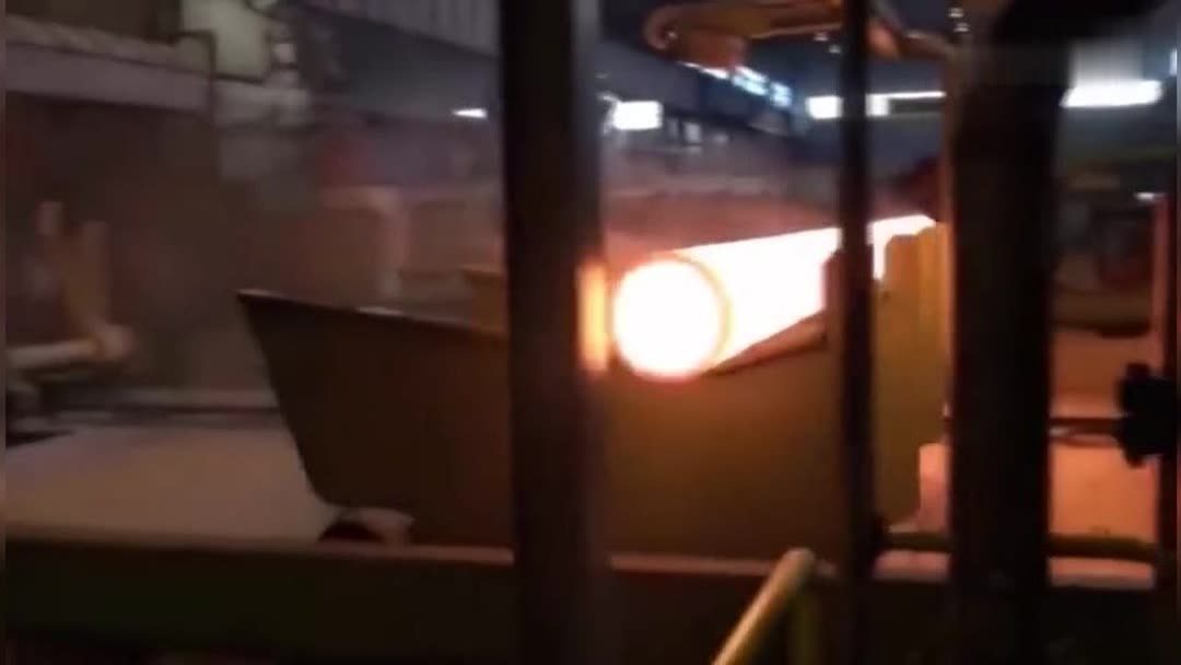 大型铸件厂怎样生产无缝钢管——无缝钢管轧机