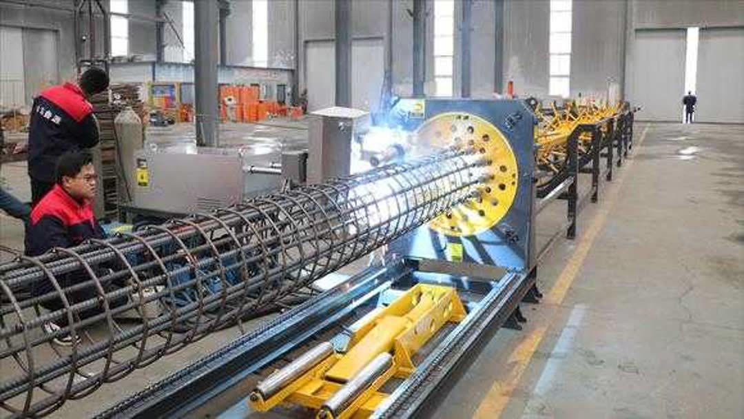 真正的全自动钢筋笼滚焊机,定制版滚笼机