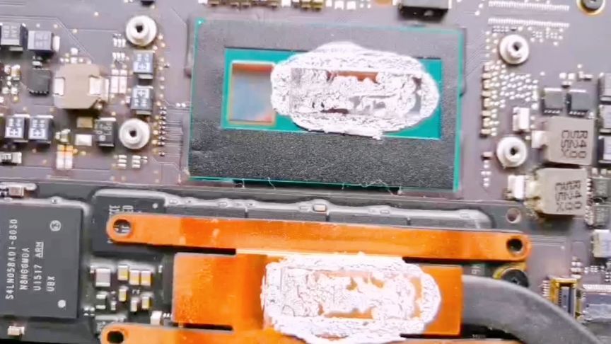 笔记本电脑CPU散热不好,师傅教你清灰换硅脂