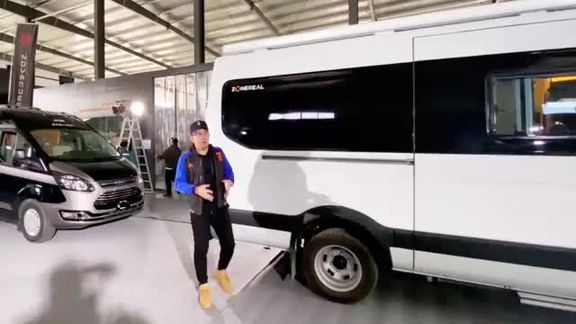 做工精致,整车质量只有3吨的依维柯C型房车,房车轻量化不容易!